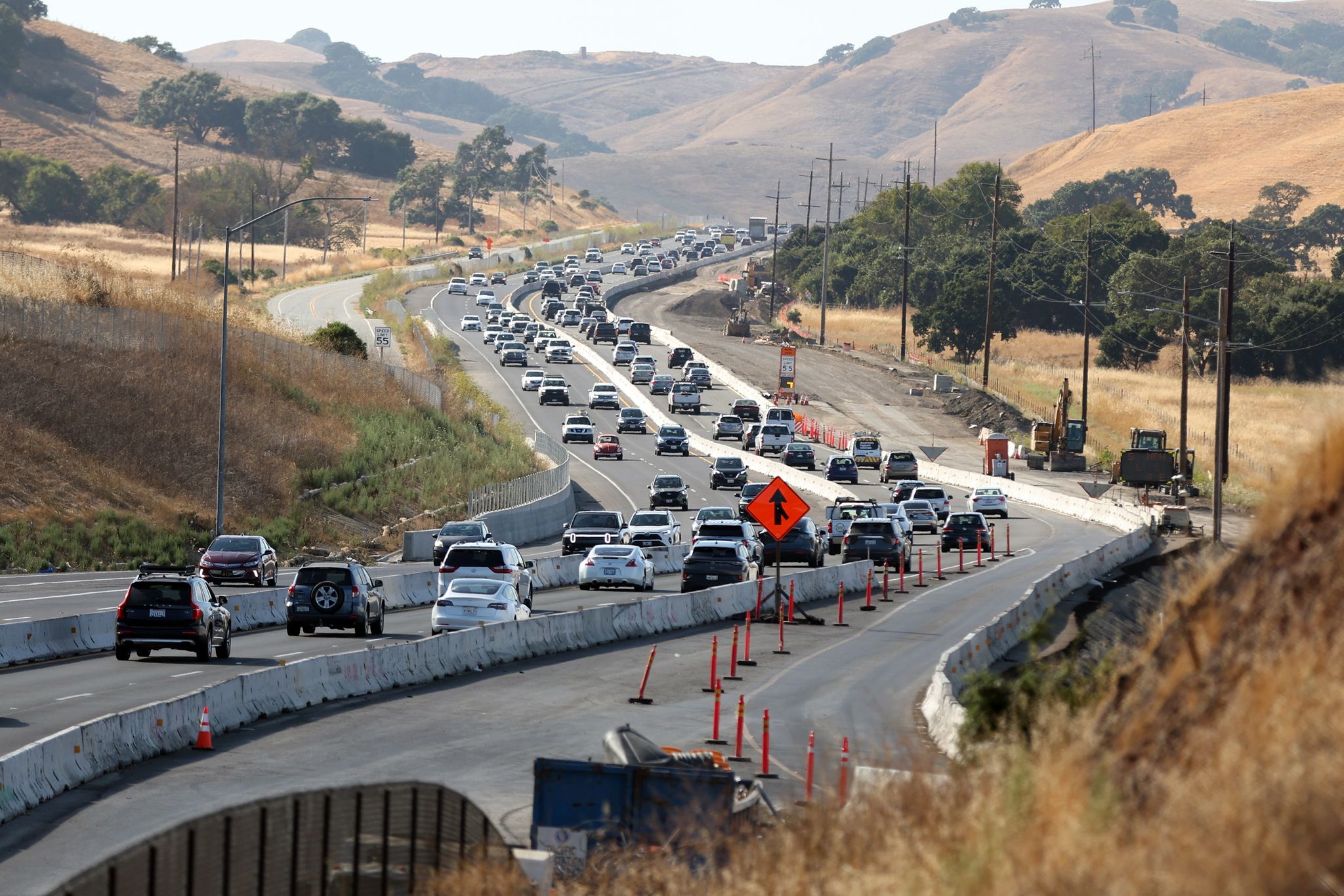 Caltrans’ latest fix to Highway 101 traffic: Metering lights