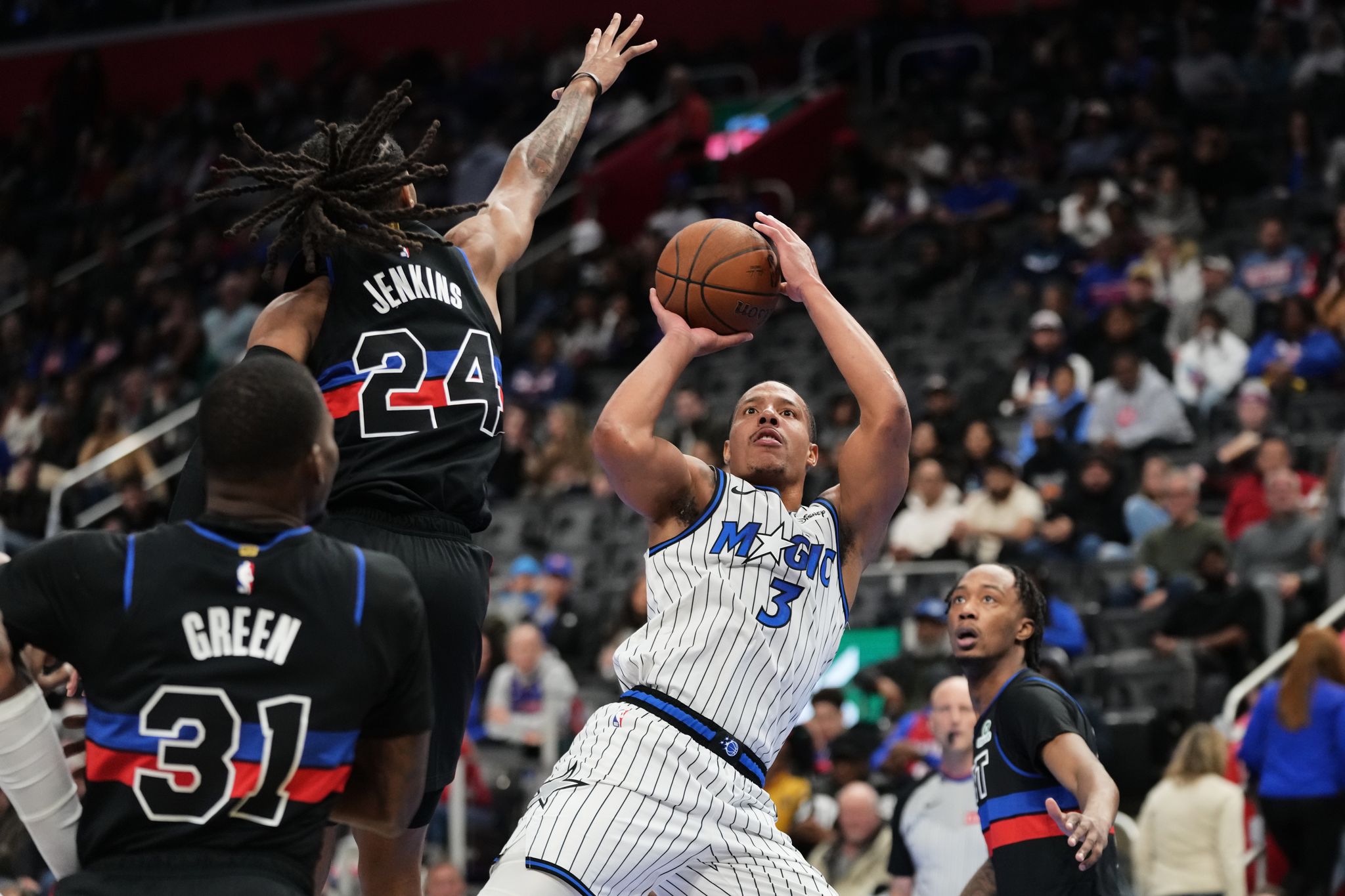 Desmond Bane's 37 points and key rebounds help Magic beat Pistons 112 ...