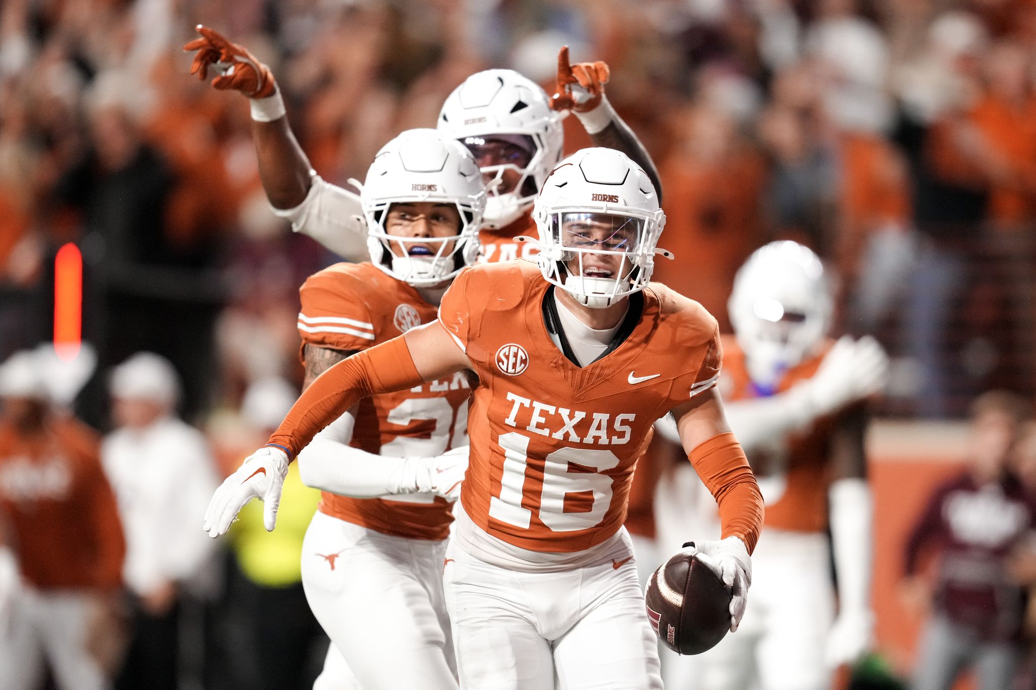 Texas' Michael Taaffe closes DKR career with interception vs. A&M