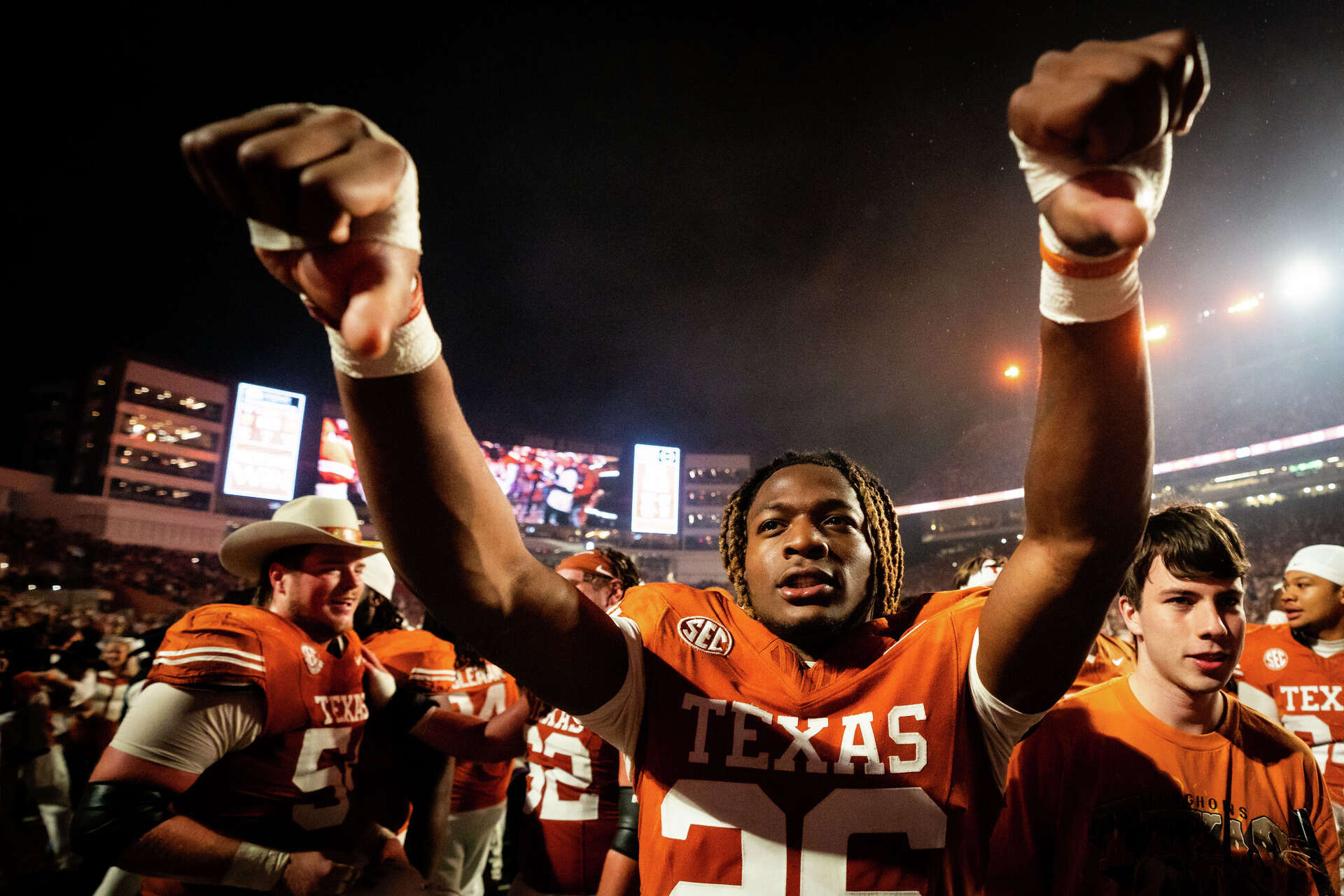 Citrus Bowl 2025: When is the game, betting odds for Texas vs Michigan