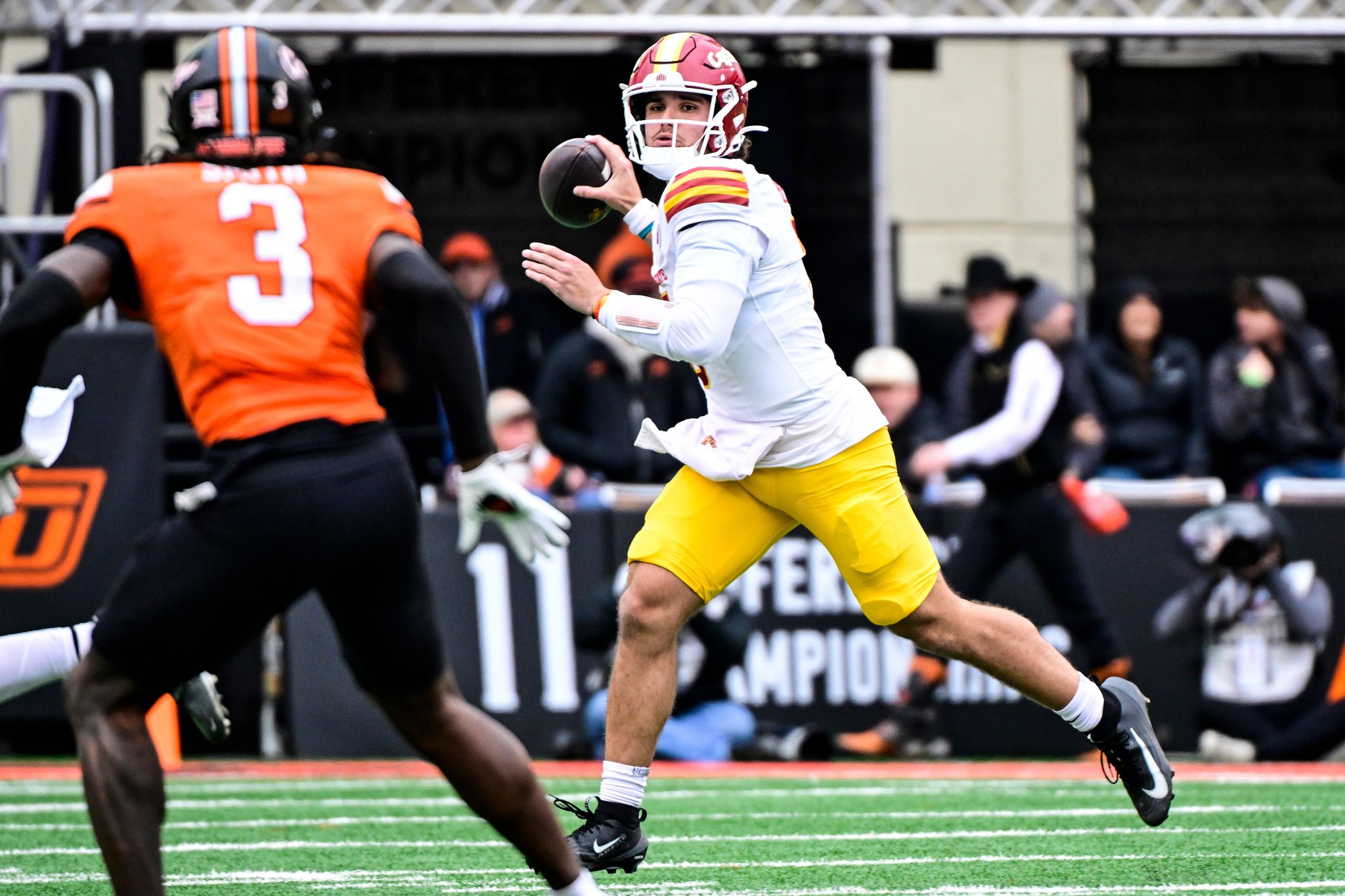 Becht throws for 1 touchdown, Sama runs for another, and Iowa State ...