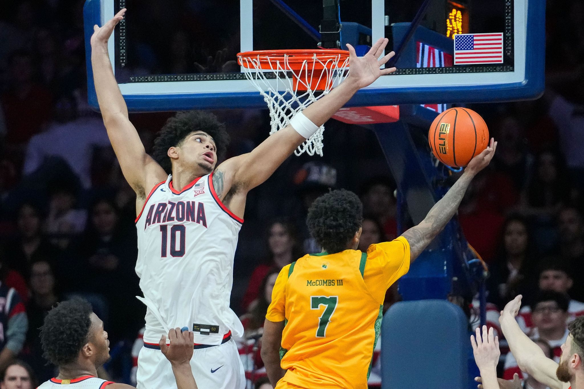 Krivas scores 20, No. 2 Arizona overwhelms Norfolk State inside for 98 ...