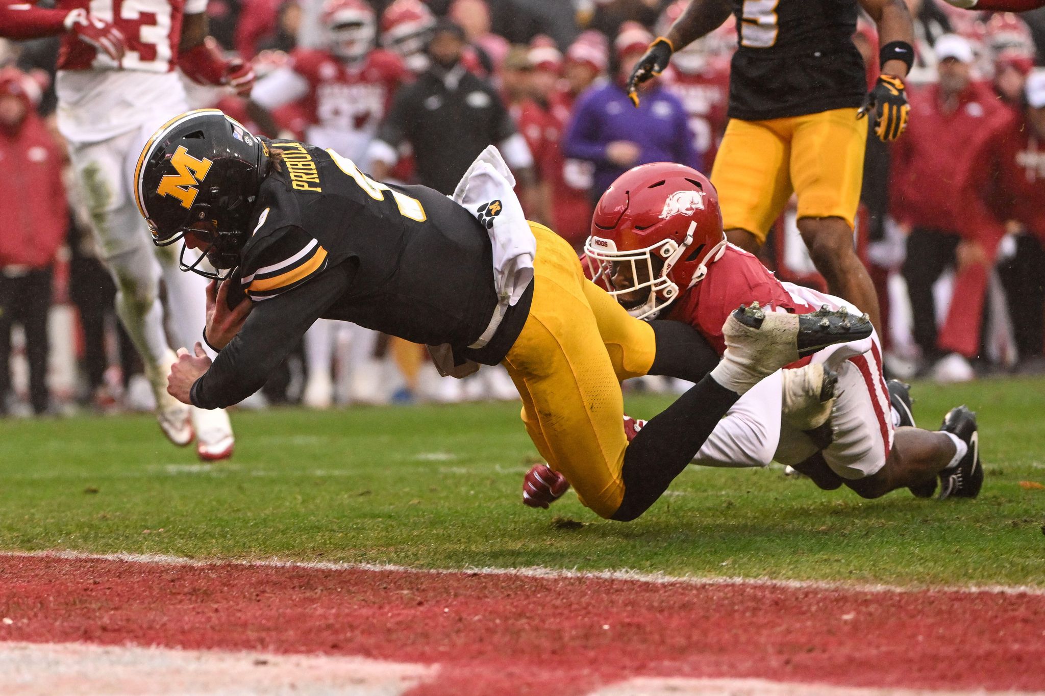 Missouri runs for 322 yards in win over Arkansas
