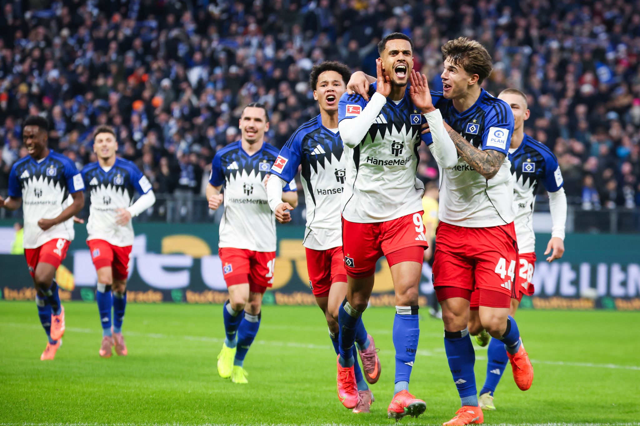 Undav scores again but it's not enough as 10-man Hamburg stuns Stuttgart in Bundesliga