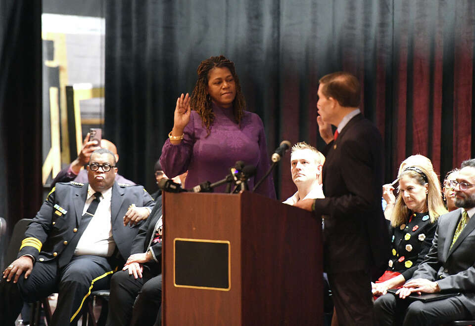New Hamden Mayor Adam Sendroff inaugurated Sunday