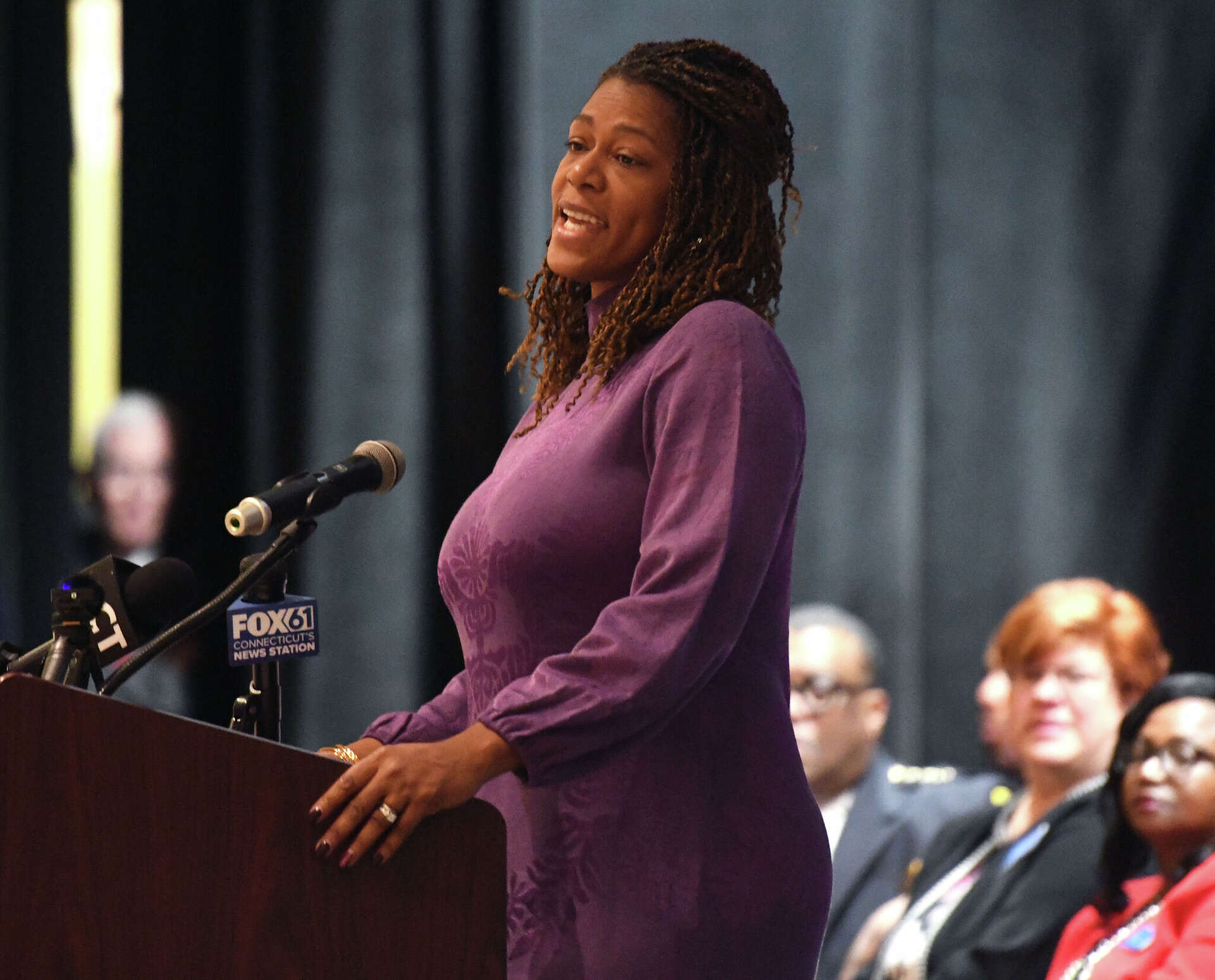 New Hamden Mayor Adam Sendroff inaugurated Sunday