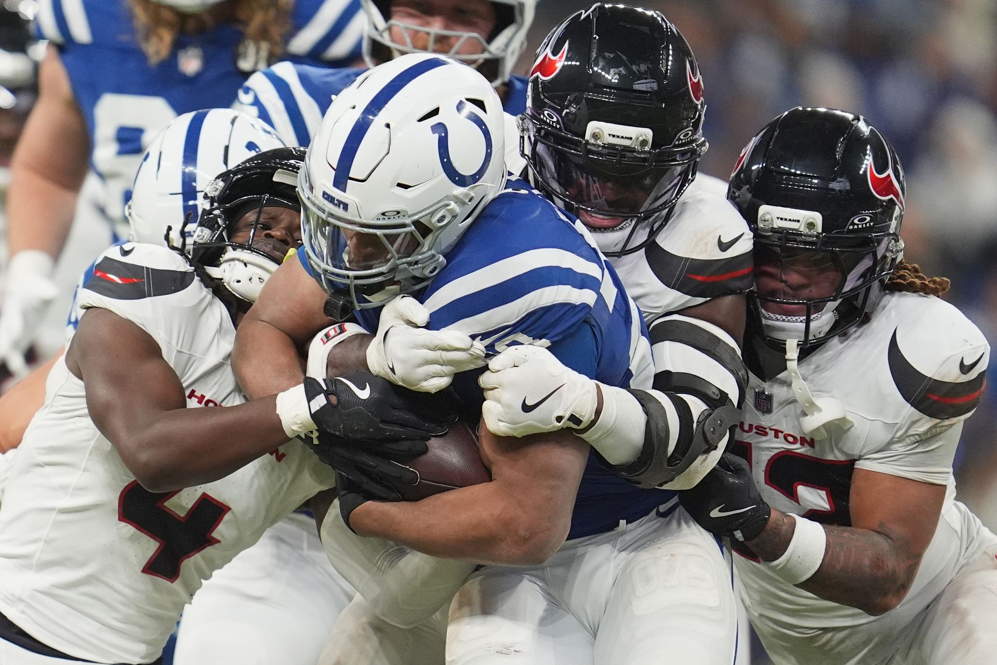 Colts' high-scoring offense is struggling as stronger defenses pose new obstacles