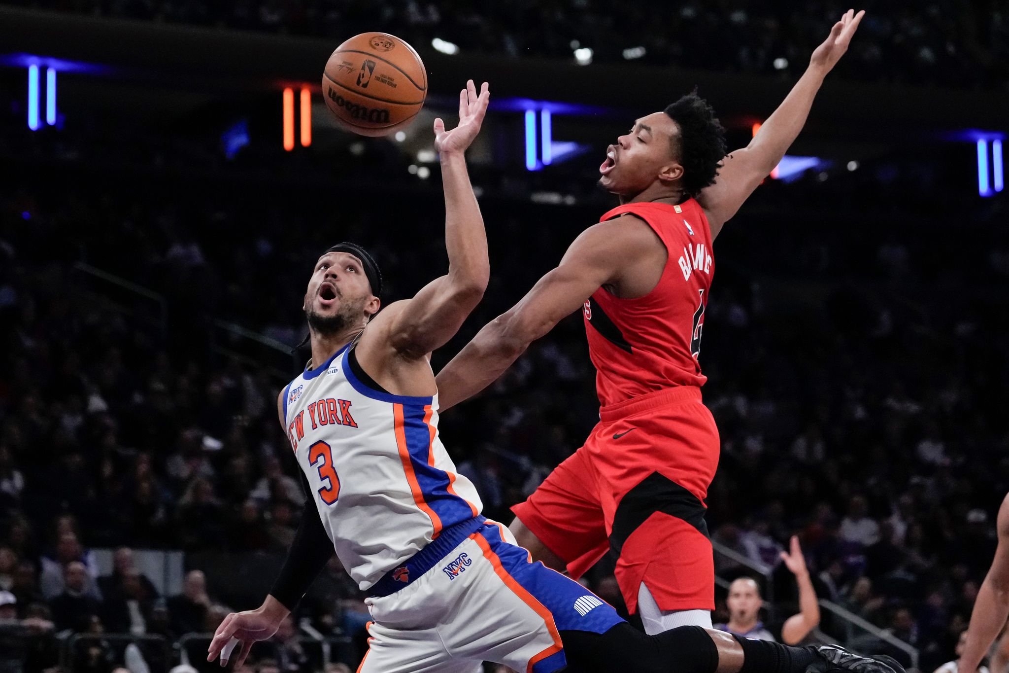 Knicks beat Raptors 116-94 for their 4th straight victory