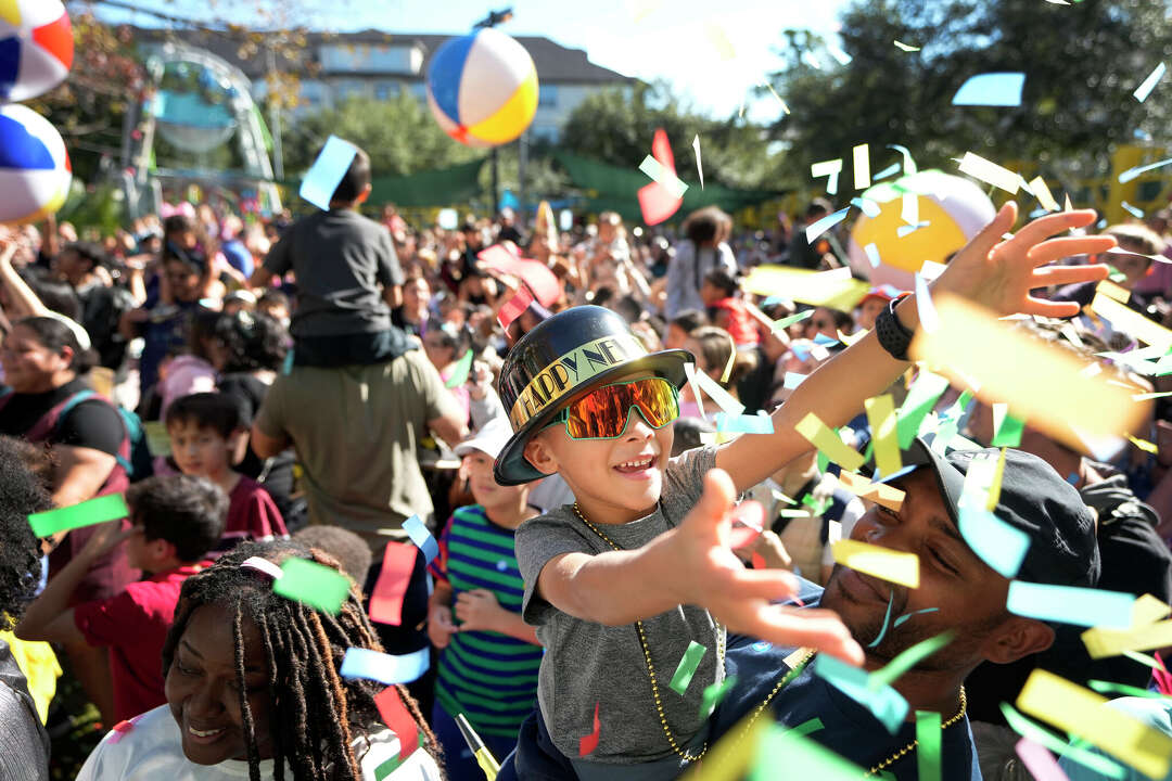 New Year’s Eve in Houston: Fireworks, family events, nightclubs