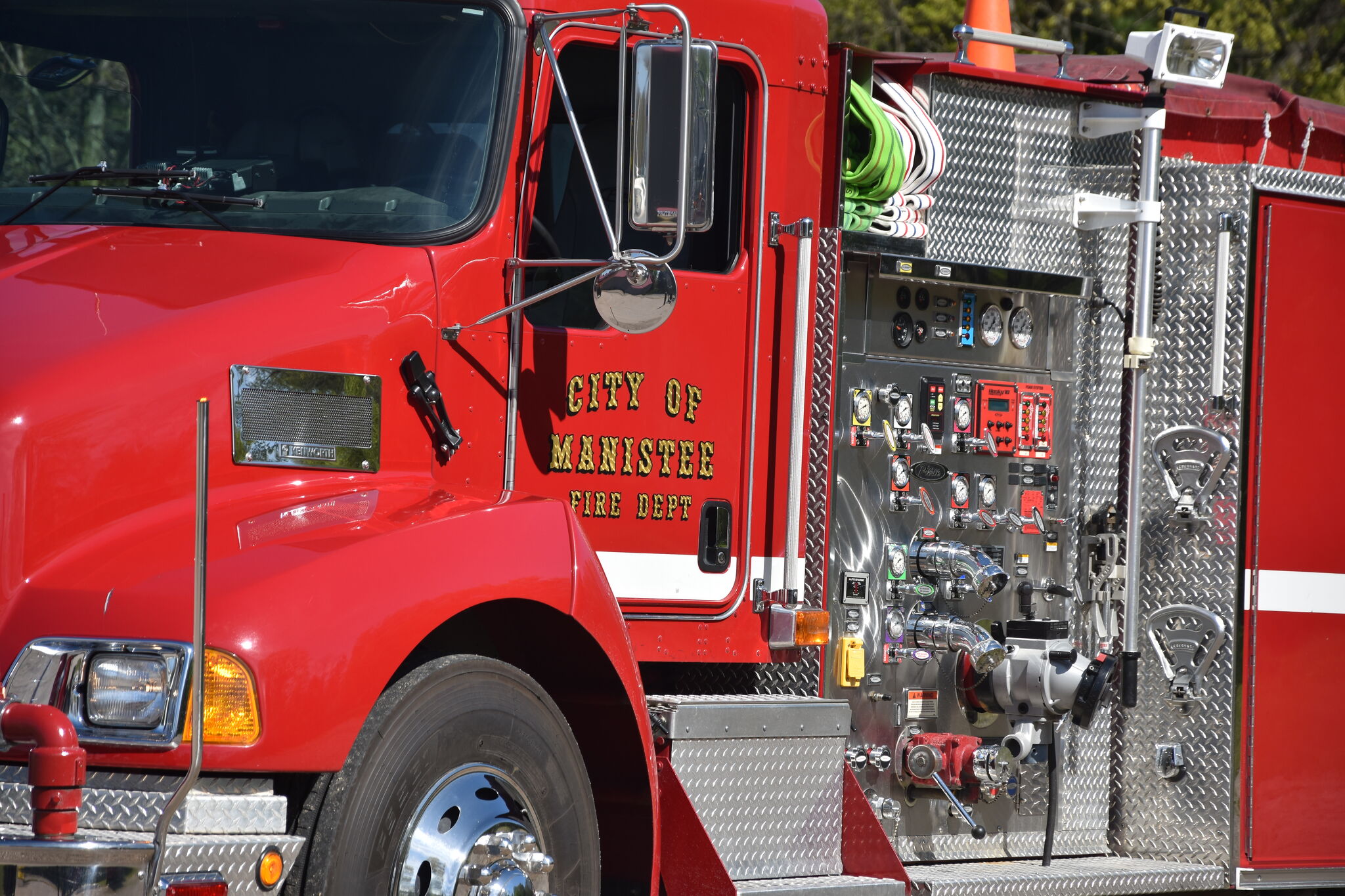 Manistee Fire Department quickly douses stove fire