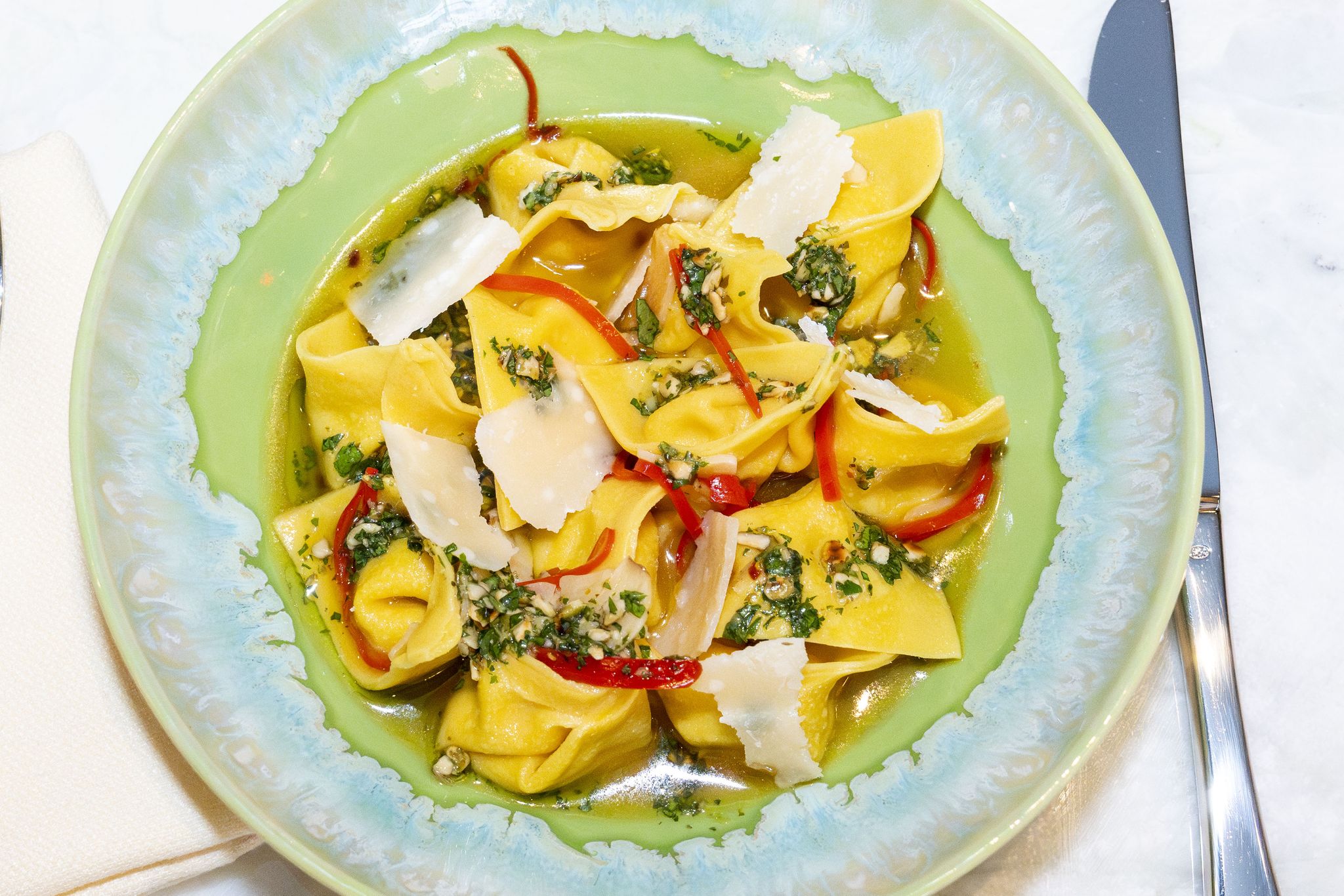 Hypsi opens at Hotel Daphne in the Heights from chef Terrence Gallivan