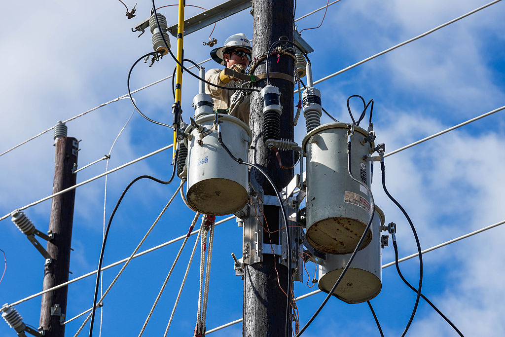 Houston power outage: 30K CenterPoint customers affected by cold snap