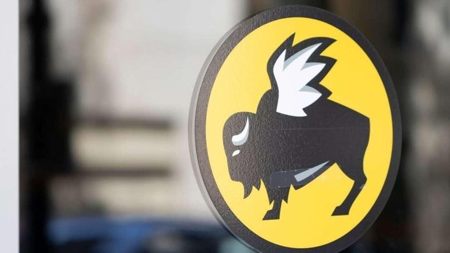 Buffalo Wild Wings opening Monday in former TGI Fridays in Enfield