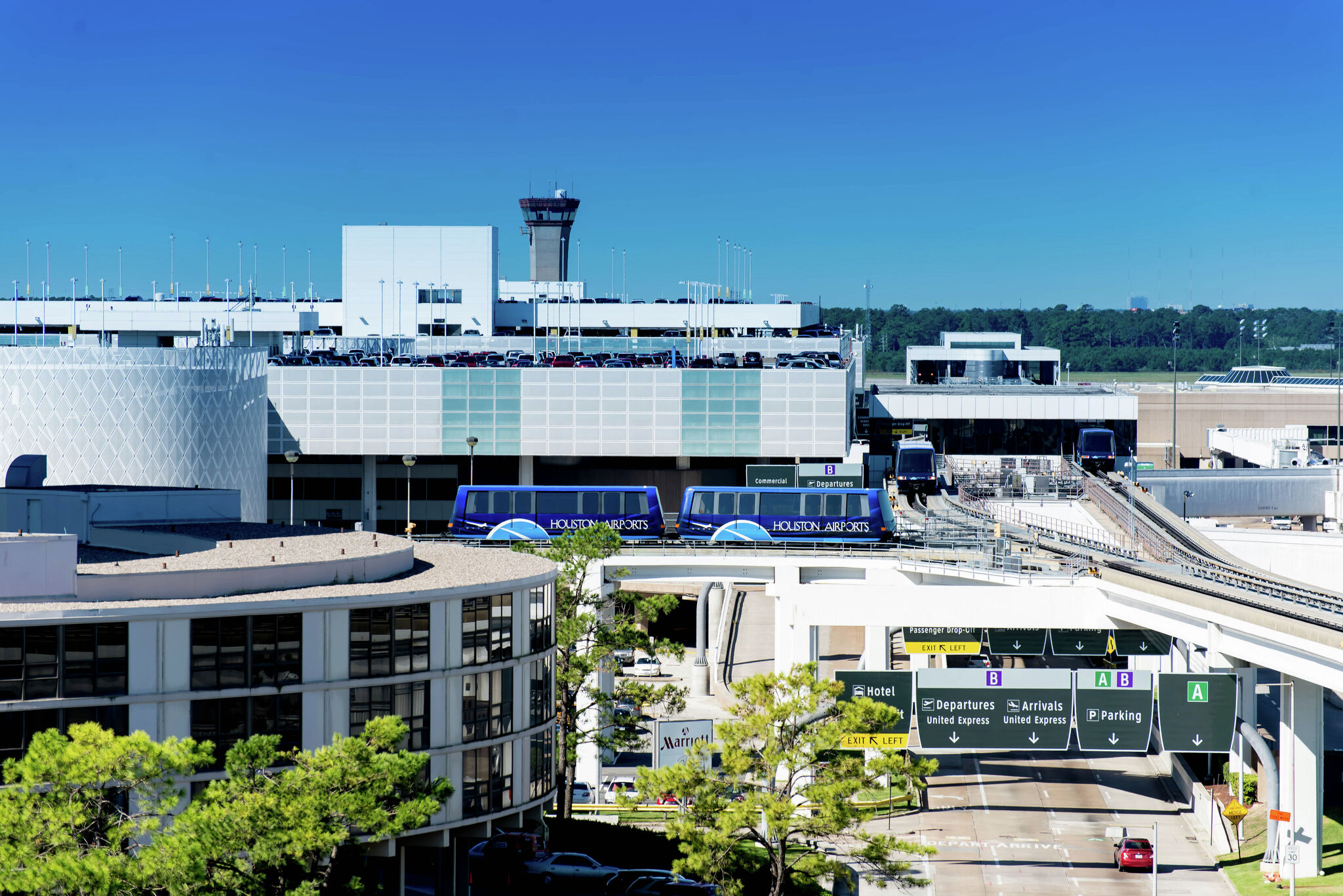 Houston airport announces new airline and route plans