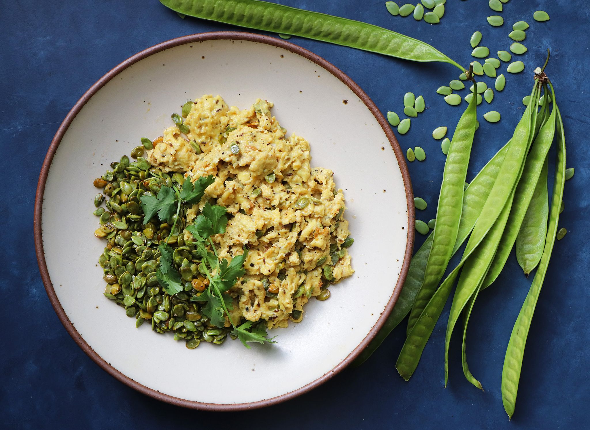 What are guajes and how do you cook the tangy Mexican legumes?
