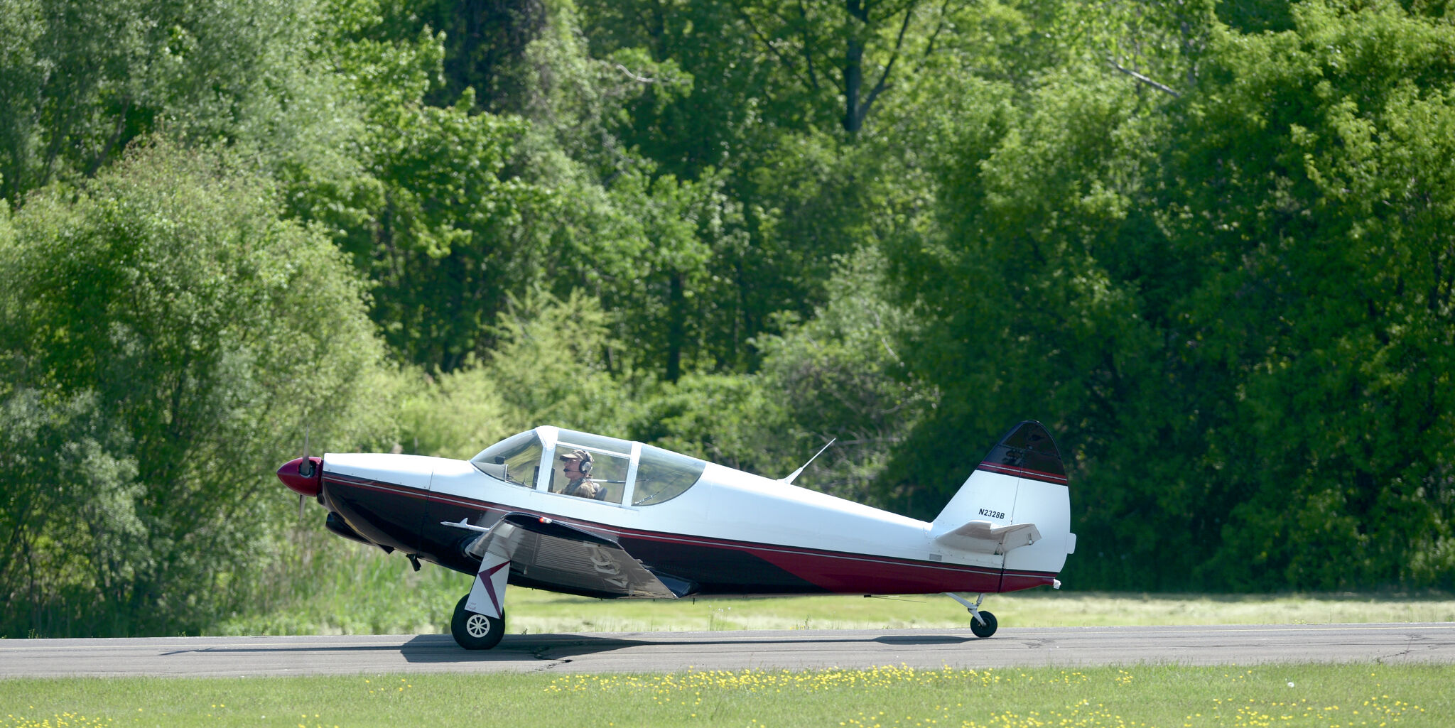 New flight training school soaring into Danbury Airport