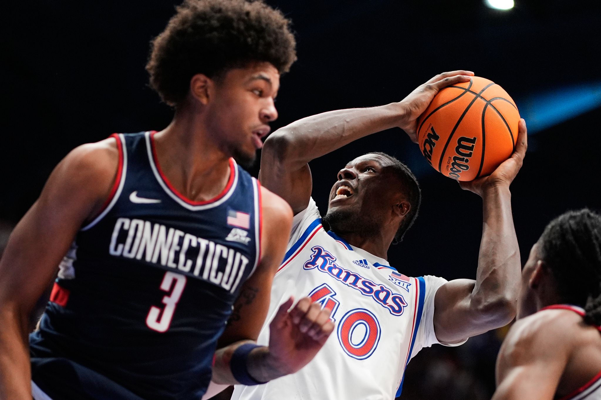 Freshman guard Braylon Mullins scores 17 points as No. 5 UConn rallies ...