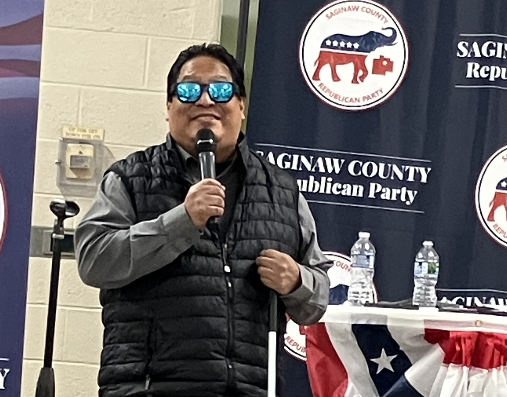 Brock Nelson has 4 points as surging Avs beat Canadiens 7-2