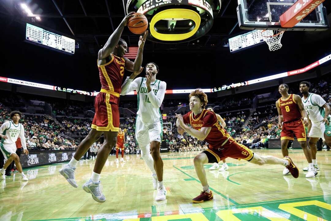 Baker-Mazara has 25 points and No. 24 USC downs Oregon 82-77