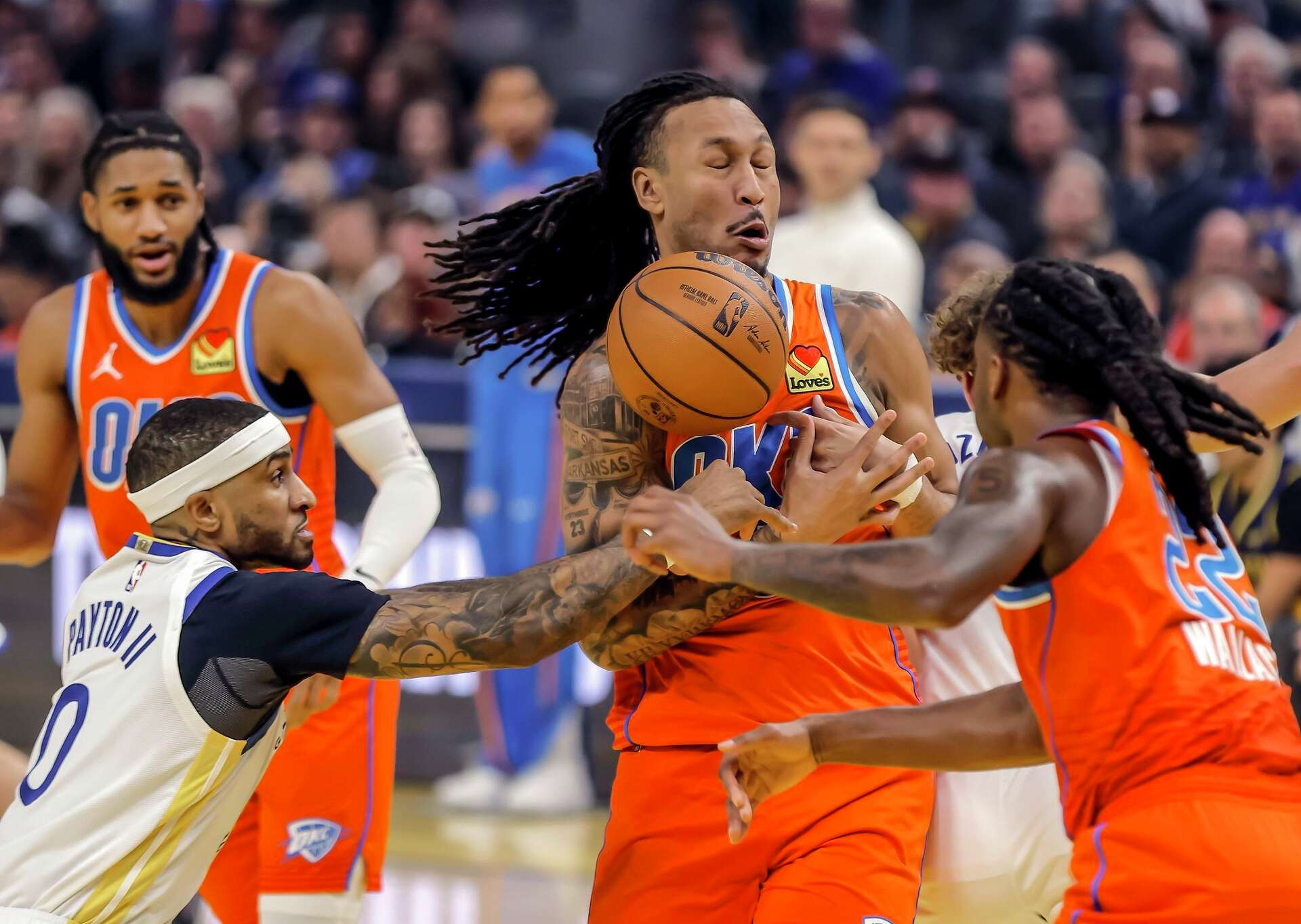 Warriors put up a fight but fall to OKC as Thunder improve to 21-1