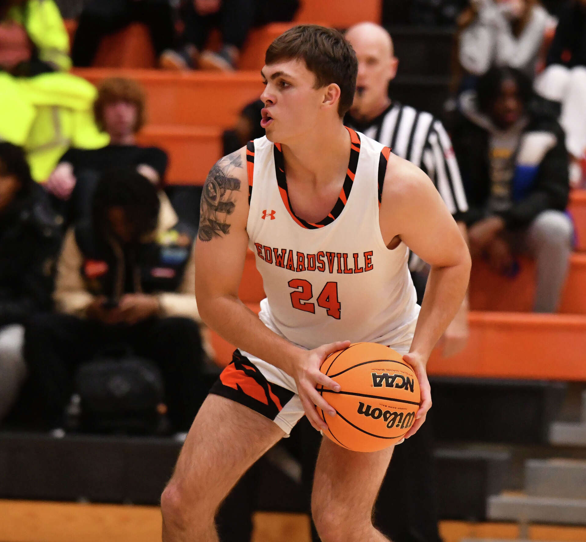 Edwardsville boys basketball hosts Springfield for home opener