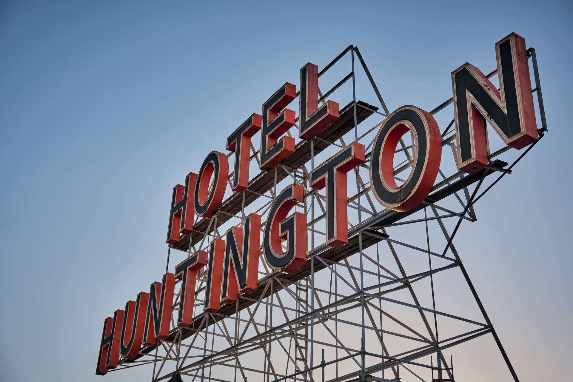 San Francisco’s Huntington Hotel is set to reopen in 2026