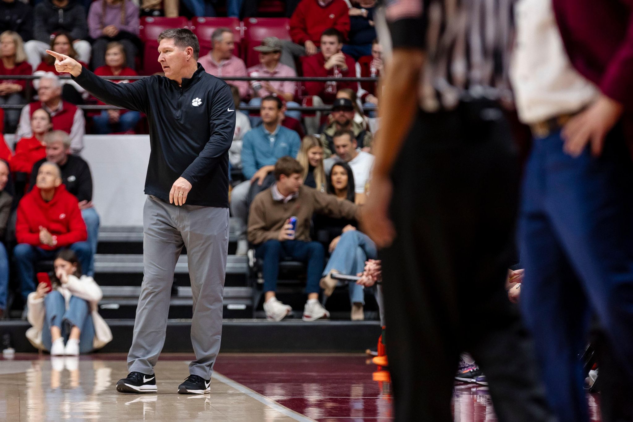 Labaron Philon scores 29 points and propels No. 12 Alabama past Clemson ...