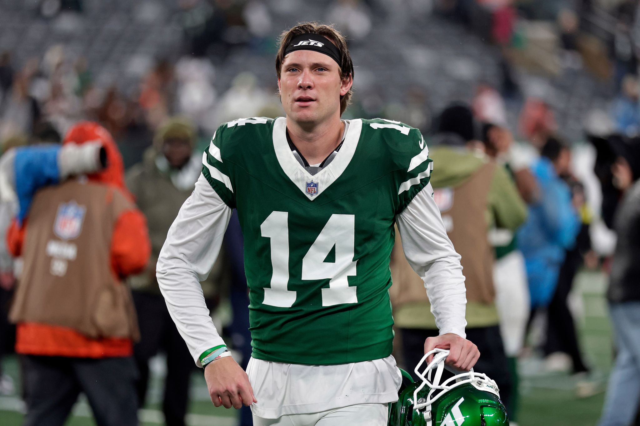 Austin McNamara's rise as Jets' punting 'sniper' began by watching ...