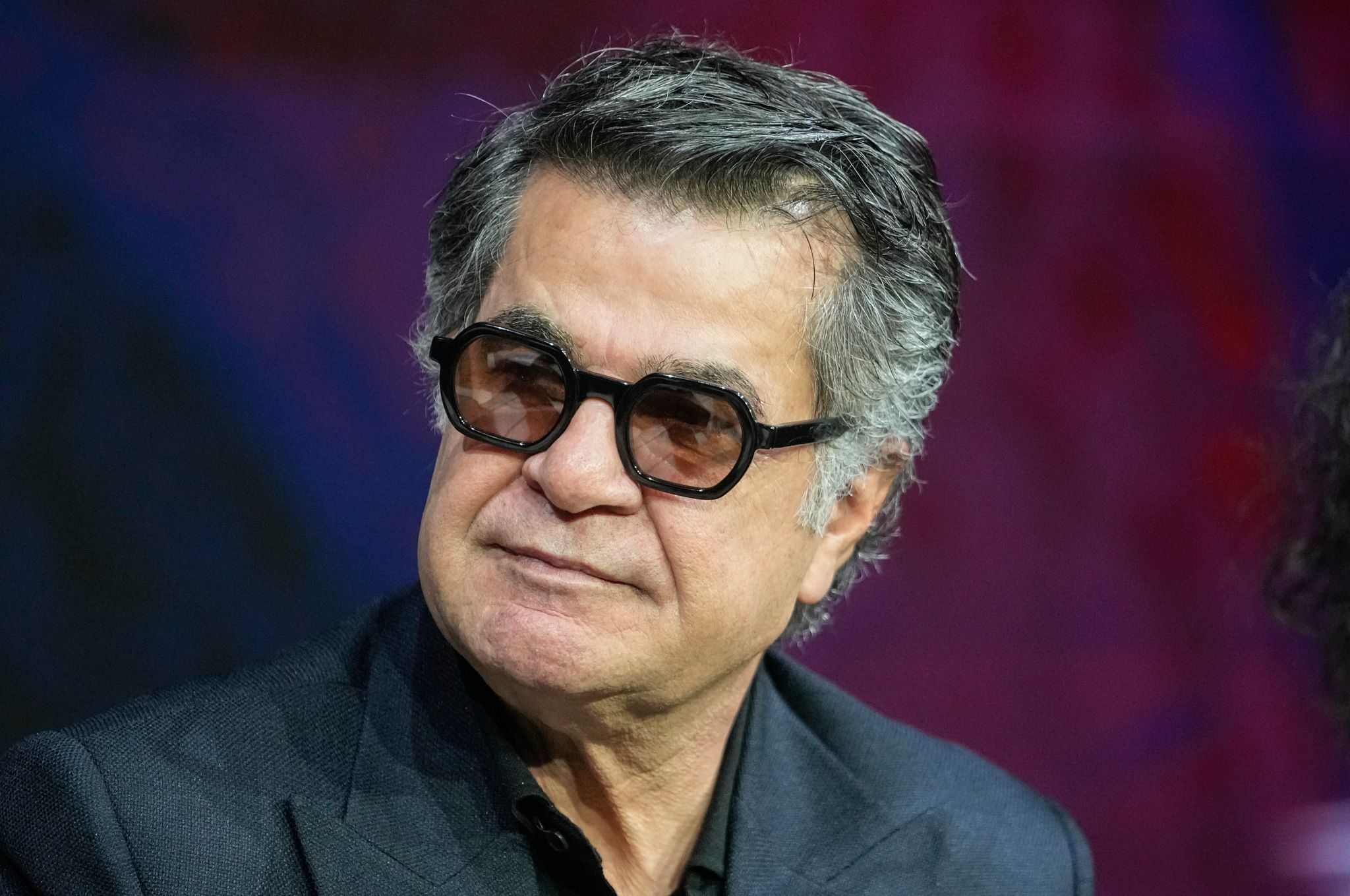 Director de cine iraní planea regresar a su país pese a amenaza de cárcel