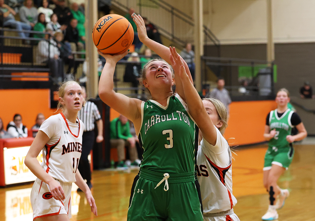 WEDNESDAY GIRLS BASKETBALL: Unbeaten Hawks keep Cavies winless