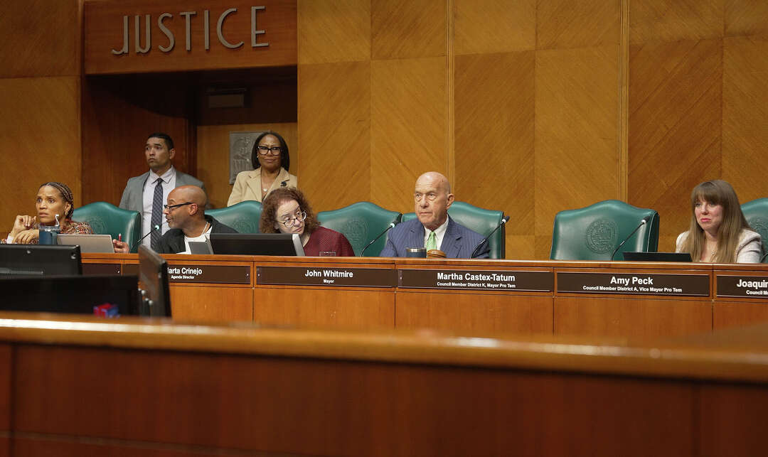 Mom of teen held in detention showed Whitmire what courage looks like