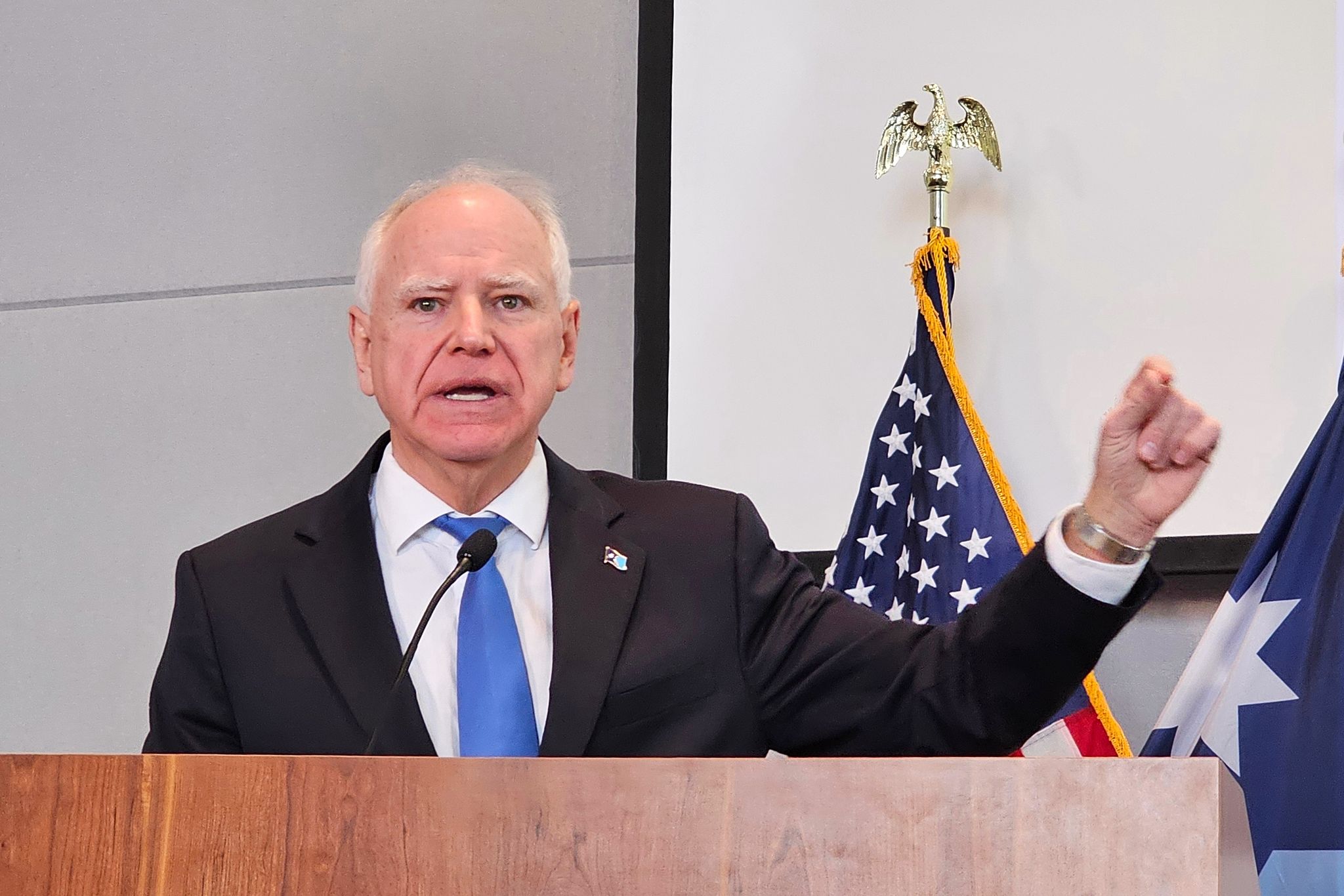 Gov. Walz denounces Trump for calling Minnesota’s Somali community ...