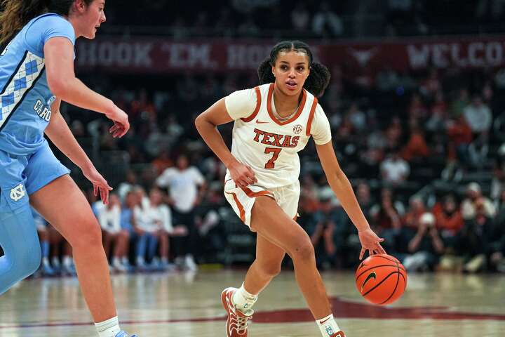 Golden: With guard Jordan Lee emerging, Texas' Big 3 will be a problem