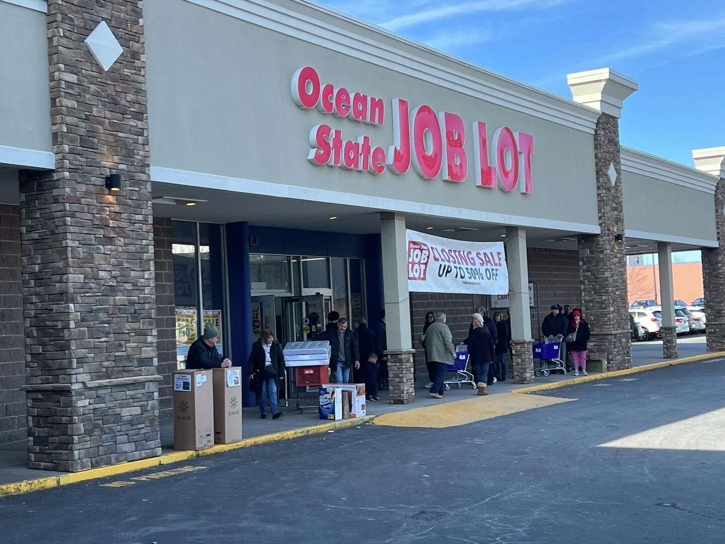 Discount retailer to close Southington store in January