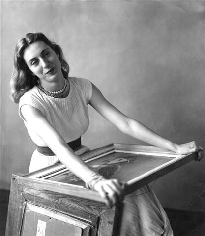 Ruth Ray's Nativity paintings set in red barns of Connecticut