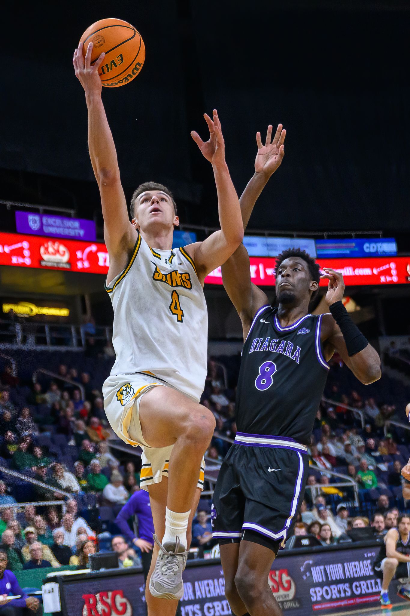 Siena men's basketball comes up short at Iona