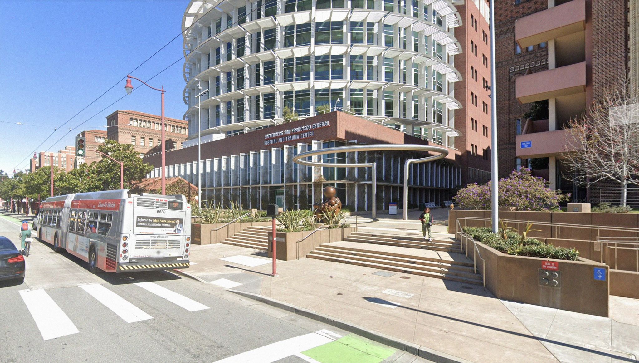 Social worker dies after stabbing at San Francisco hospital