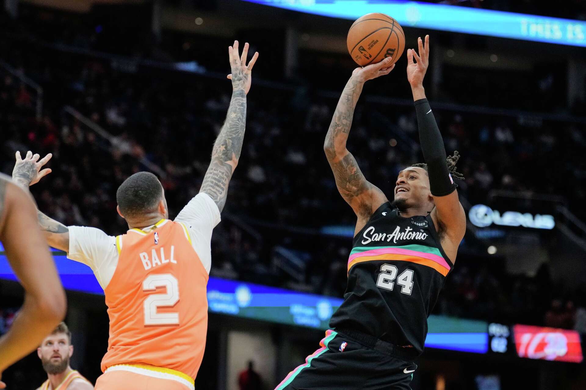 How the Cavaliers cooled off Devin Vassell in the second half
