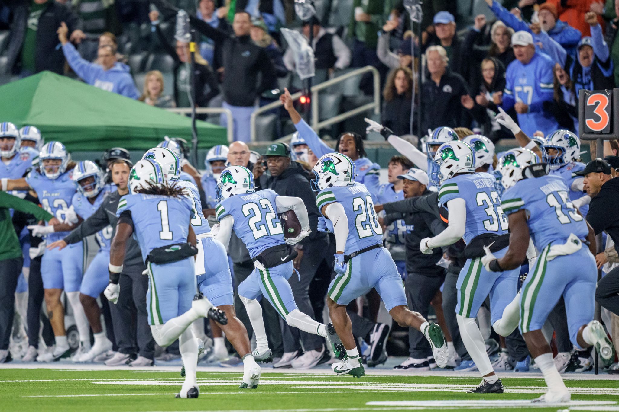 No. 21 Tulane beats No. 20 North Texas 34-21 to win American Conference title