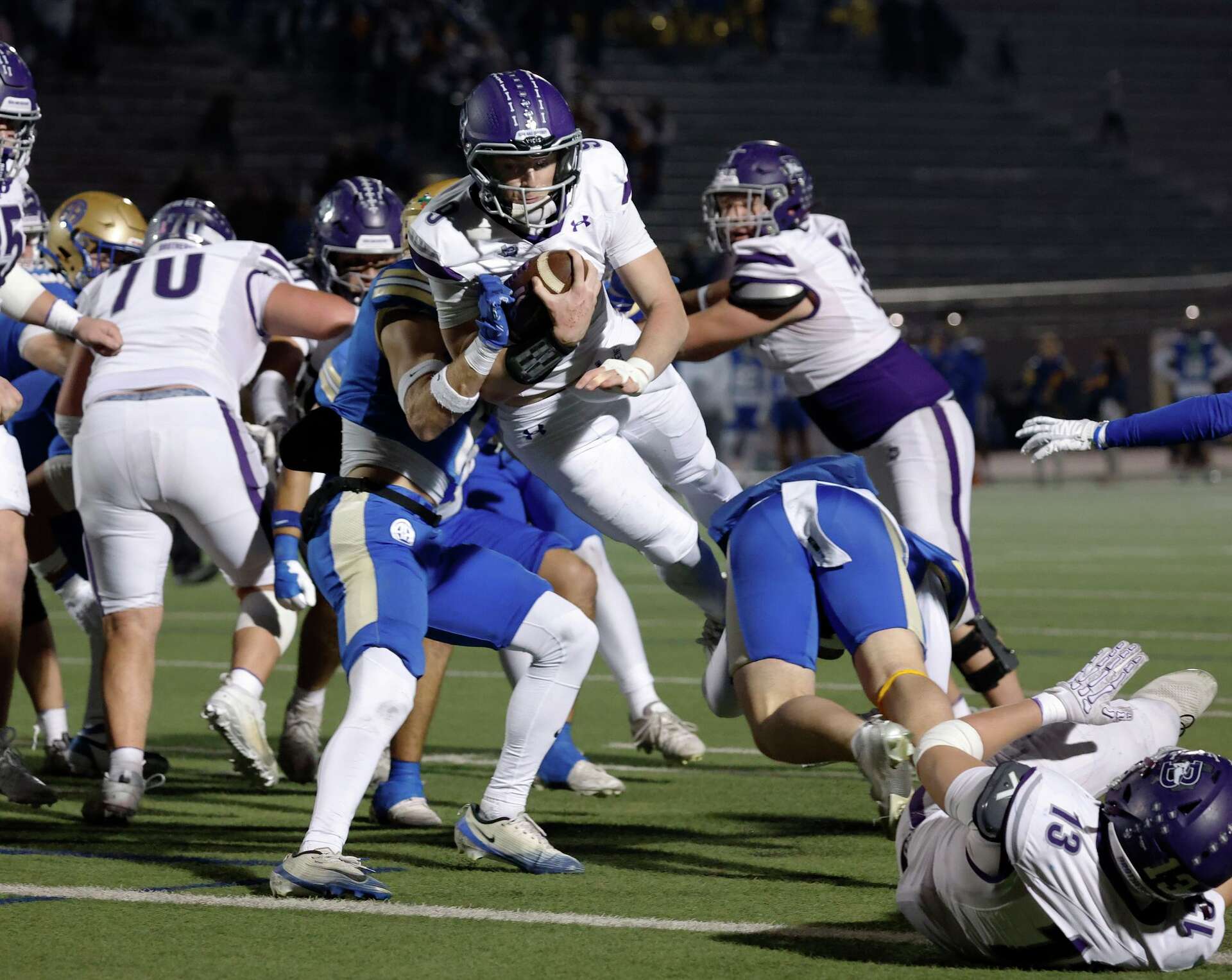 Behind Grant Sweeney, Boerne football returns to state semifinals