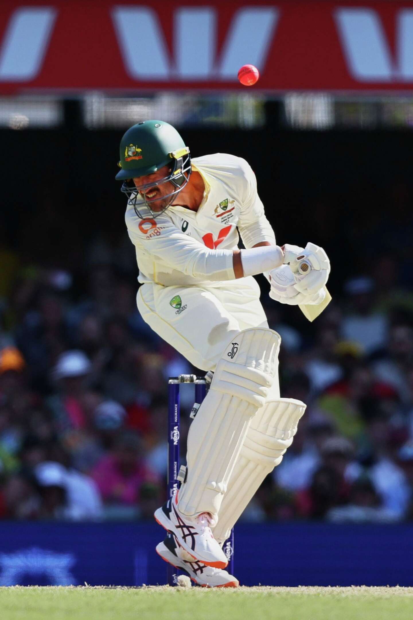 Starc torments England with bat and ball in 2nd Ashes test as Australia ...