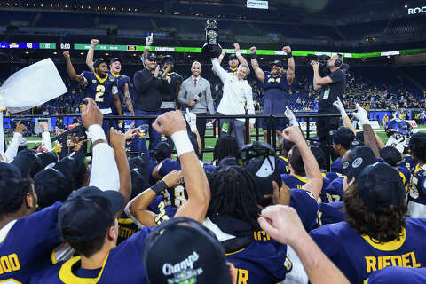 5 things to know about UConn's new football coach Jason Candle