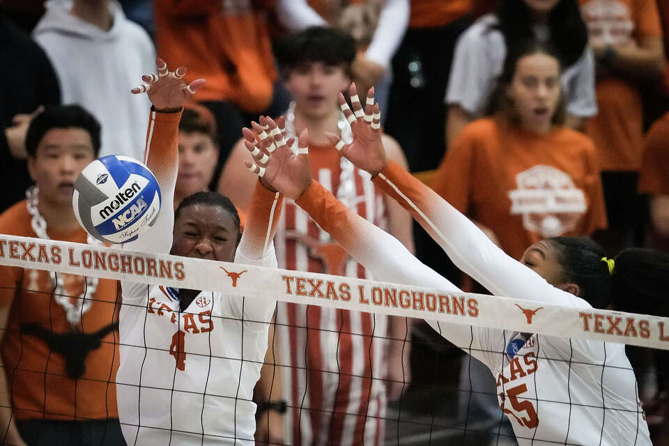 Texas volleyball vs Penn State game score: Recap of Longhorns' sweep