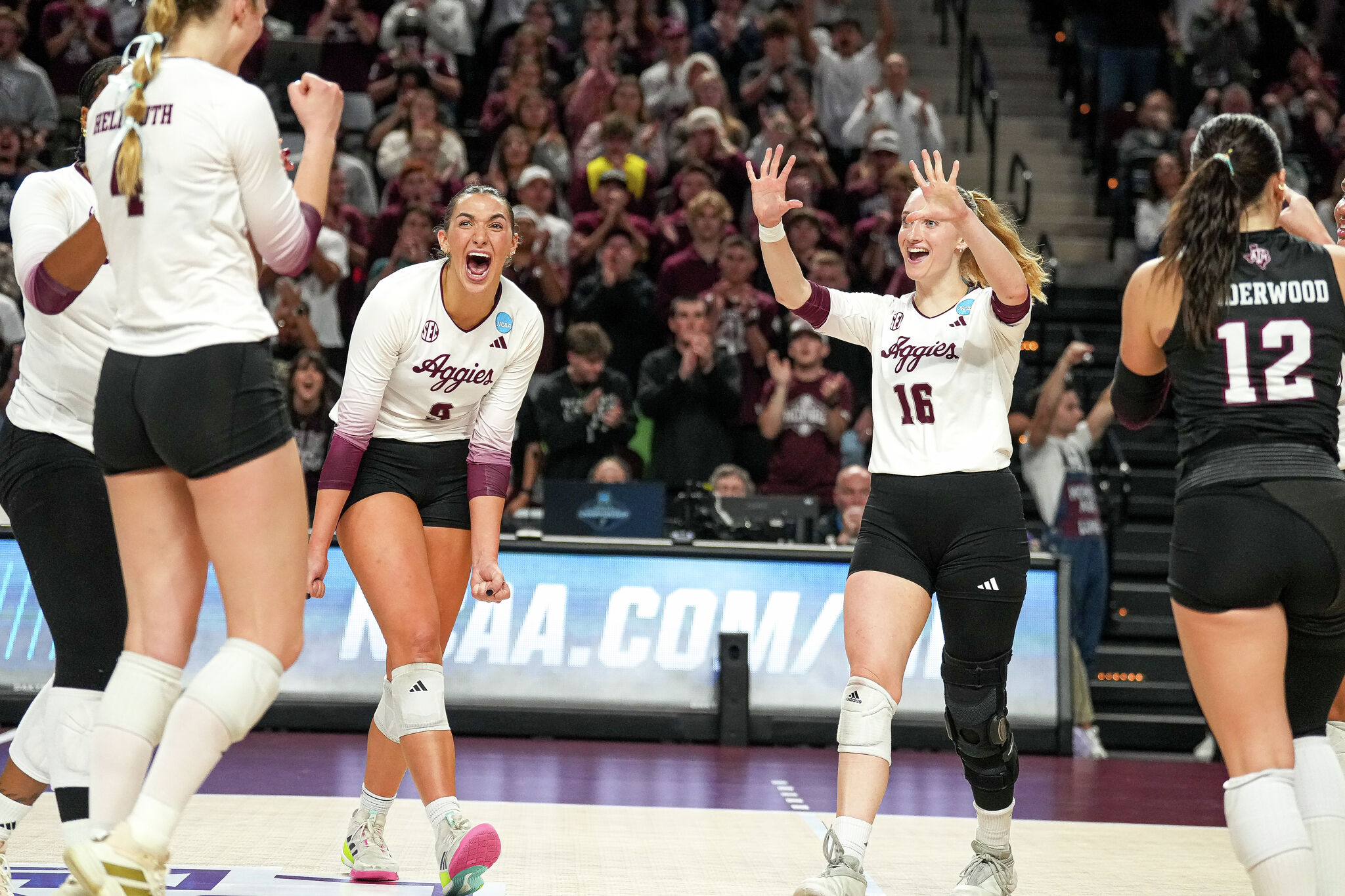 Texas A&M volleyball beats Nebraska game score: Replay updates
