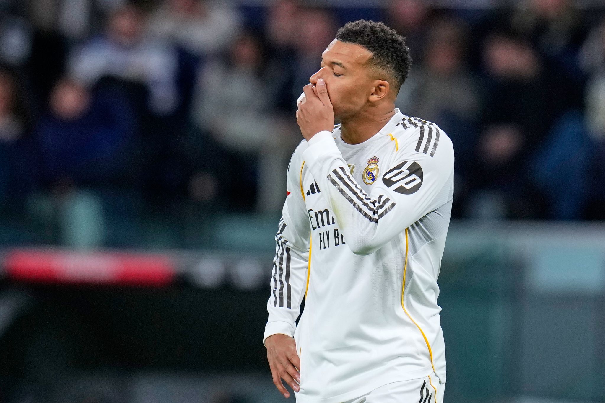 Real Madrid's Mbappé has limited training session ahead of Man City ...