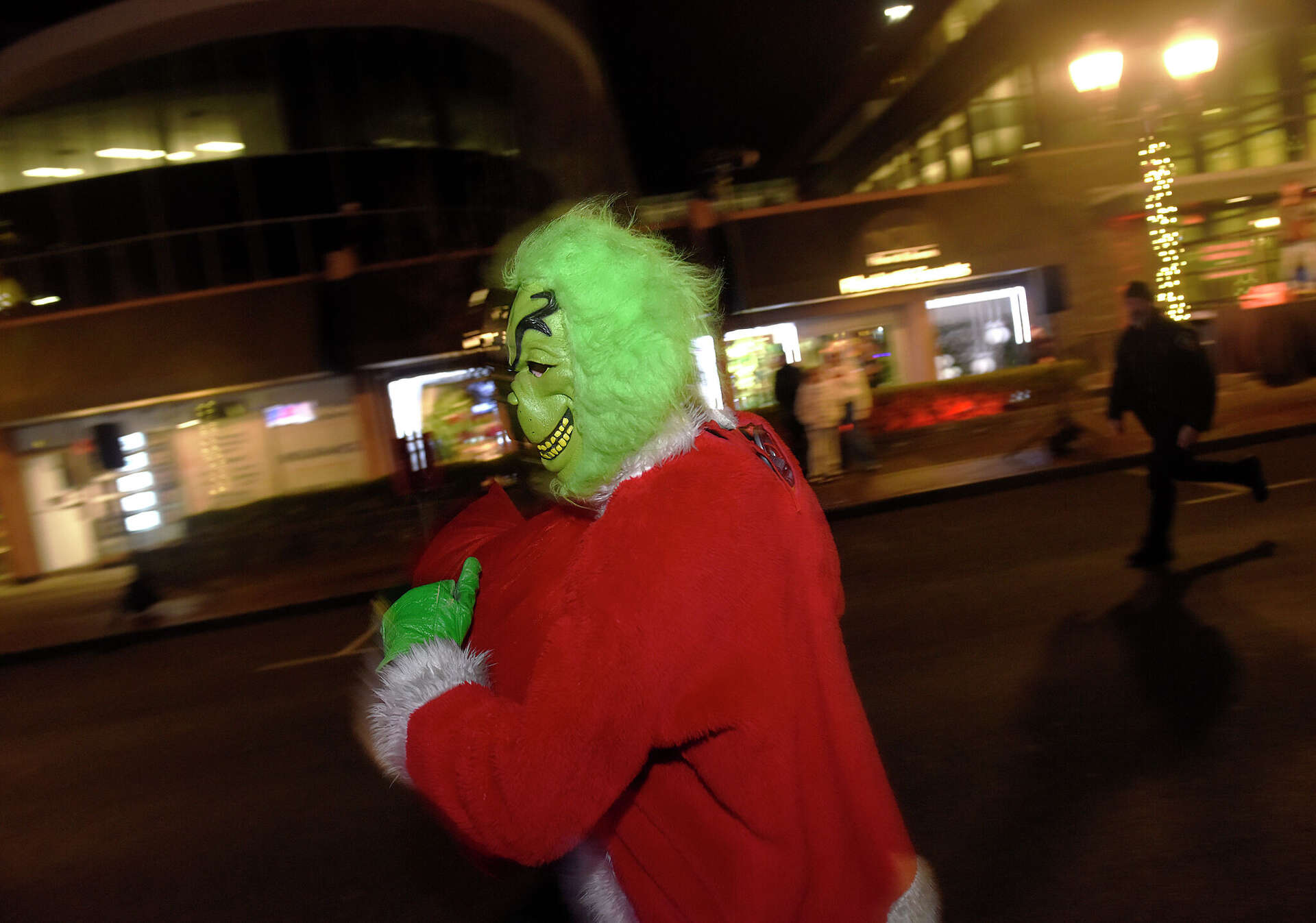 Photos: Stamford's Heights & Lights has Santa rappel down building