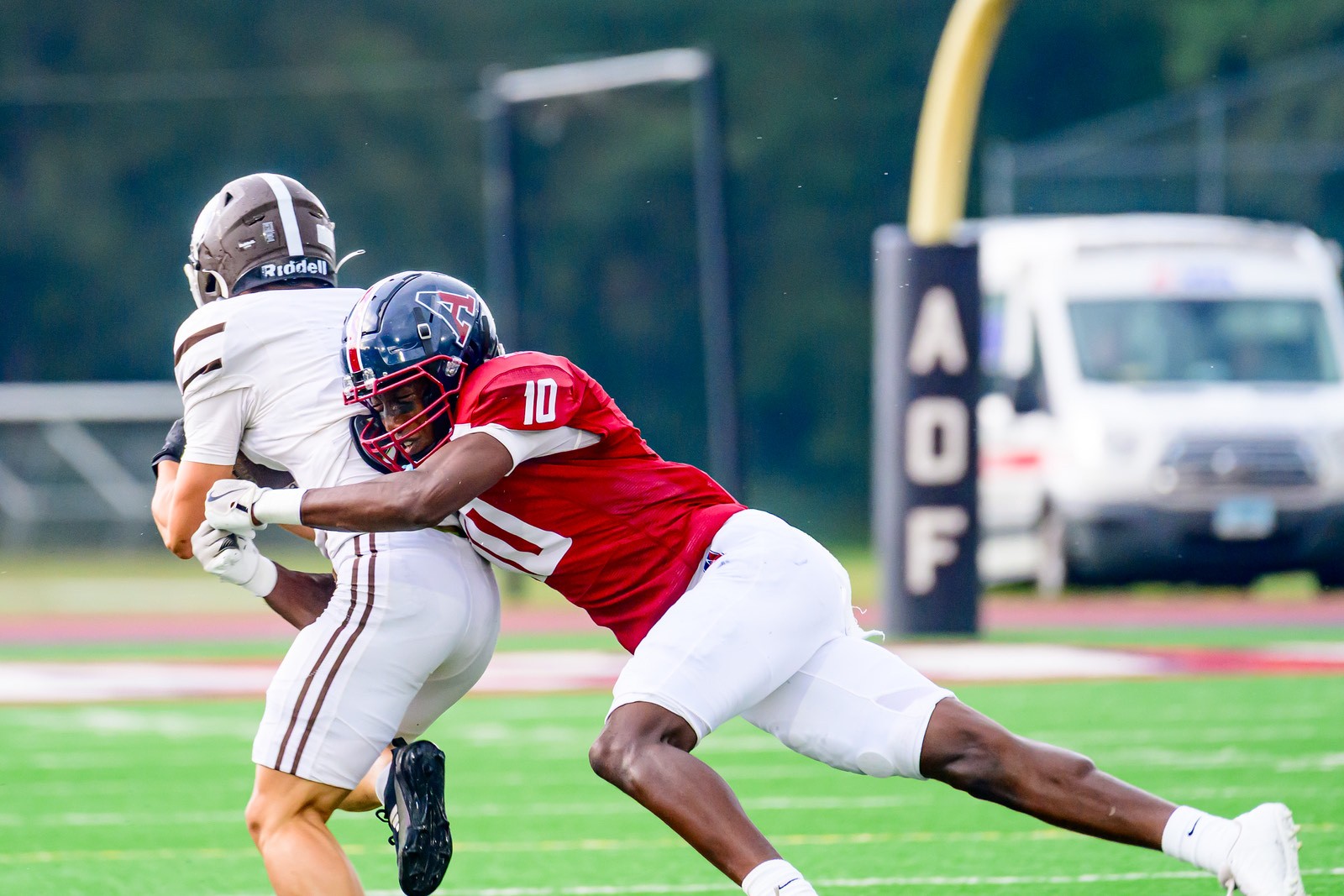 CT prep school star chose the more difficult path to Power 4 football