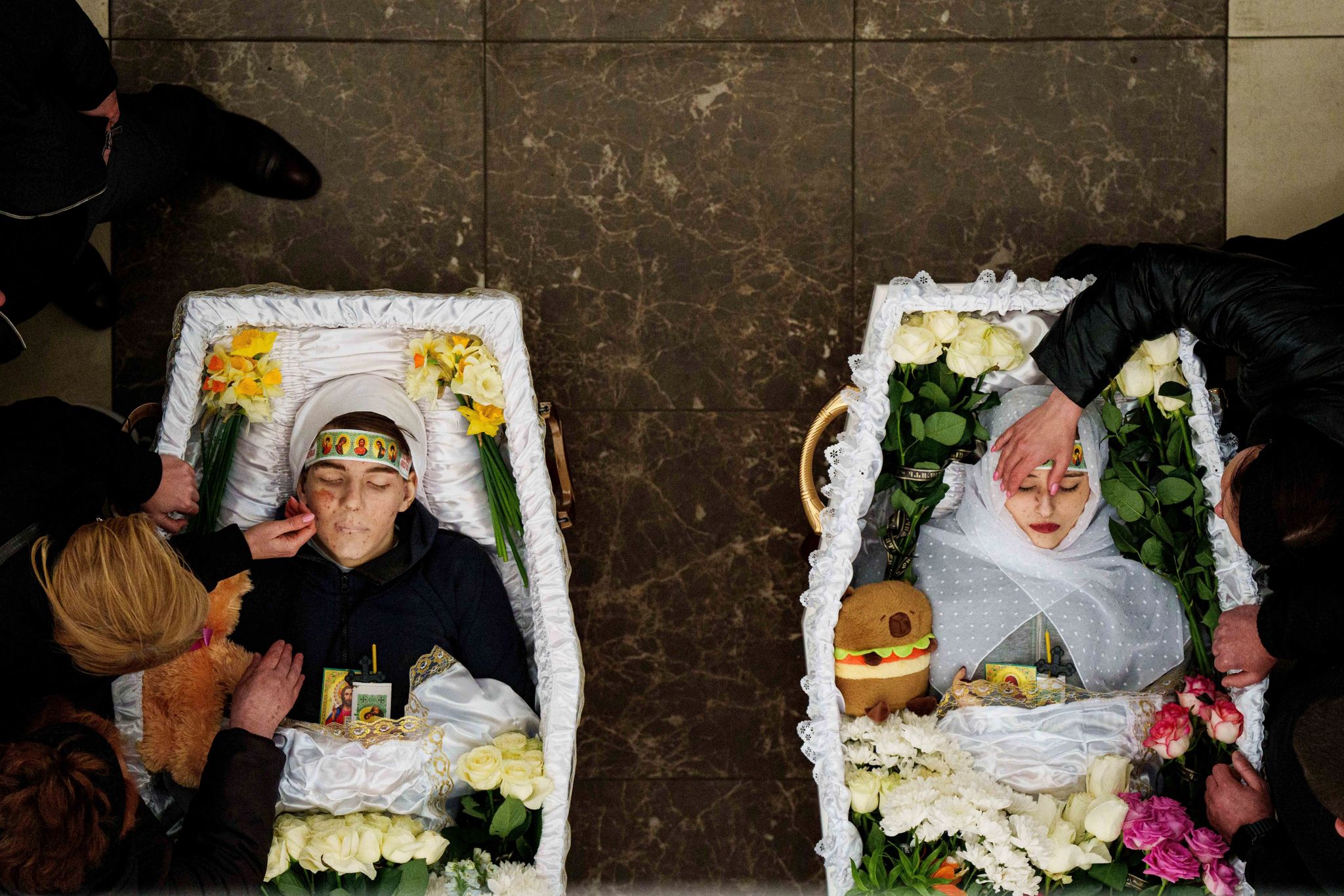 The top AP photos from Ukraine in 2025 show its grief and grit in ...