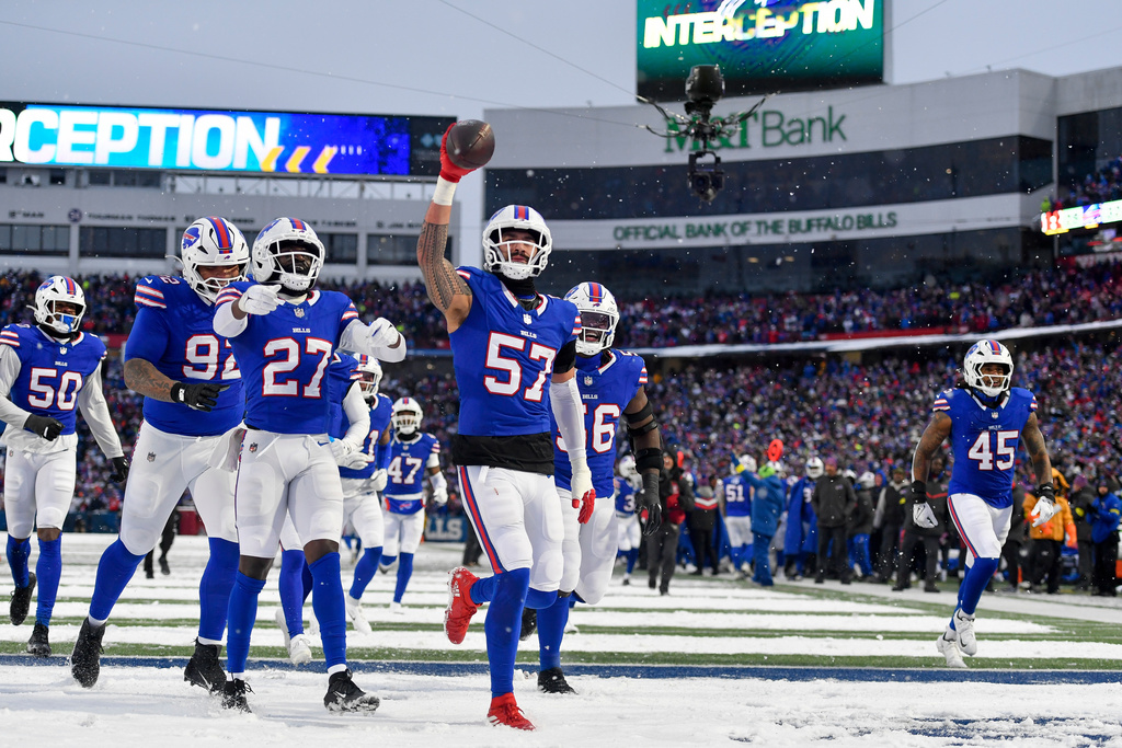 A.J. Epenesa and Riley Patterson played key roles in NFL wins