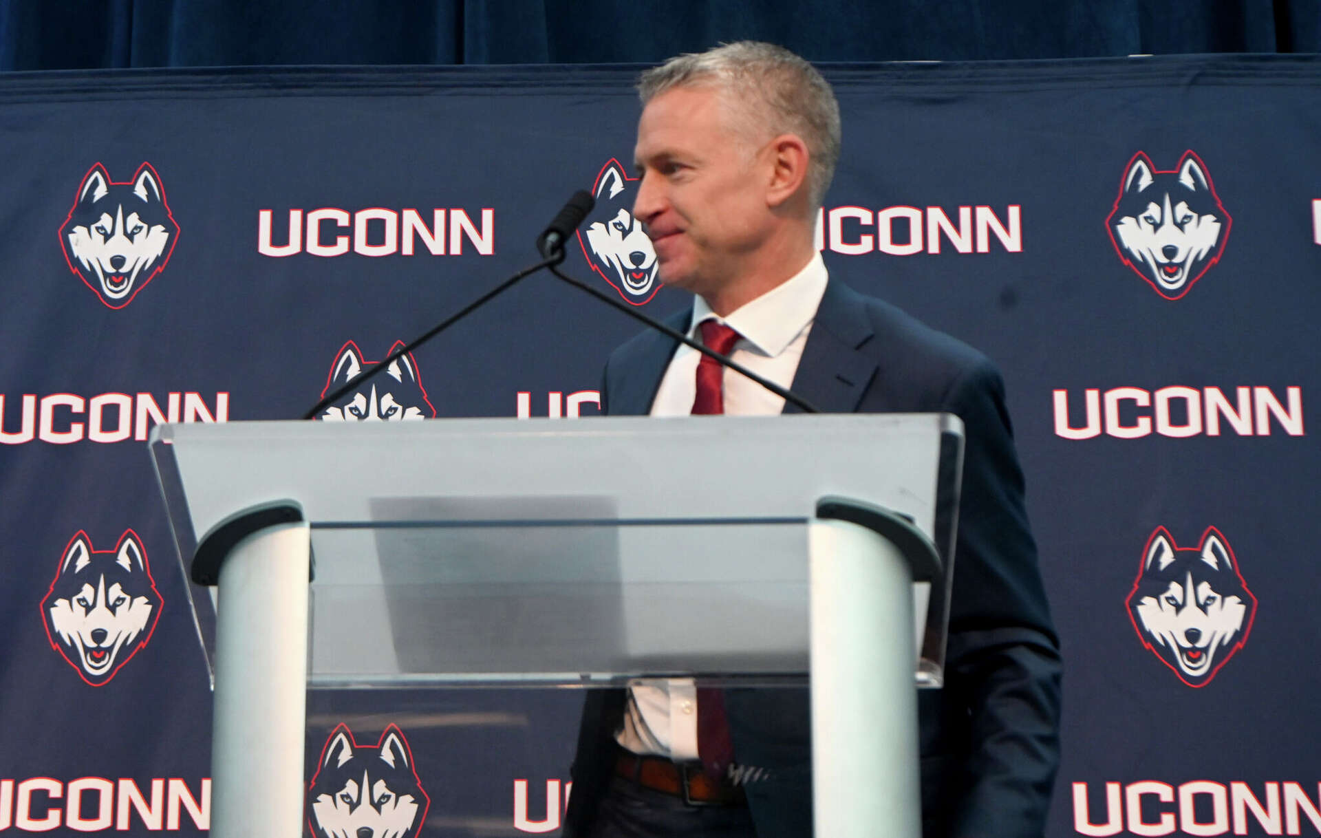 What Jason Candle sees from the UConn football program